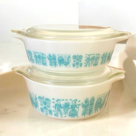 Pyrex | Kitchen | Vintage Pyrex Turquoise Amish Butter Print Two Piece ...